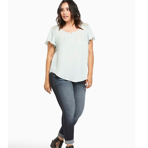torrid | Tops | Torrid Blouse Mint Green Slip On Laces Size4x | Poshmark